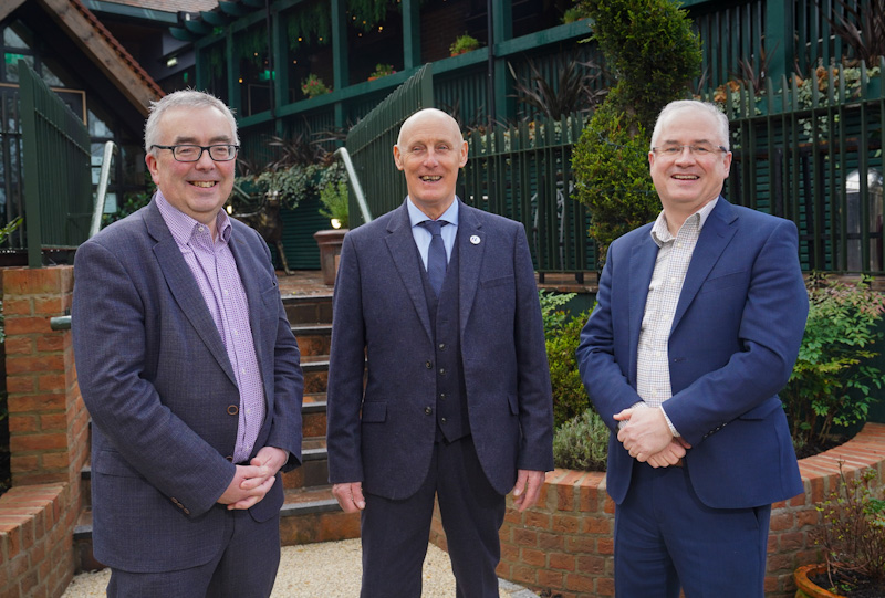 Henderson owners honour long service of Gary Reid as retirement beckons ...