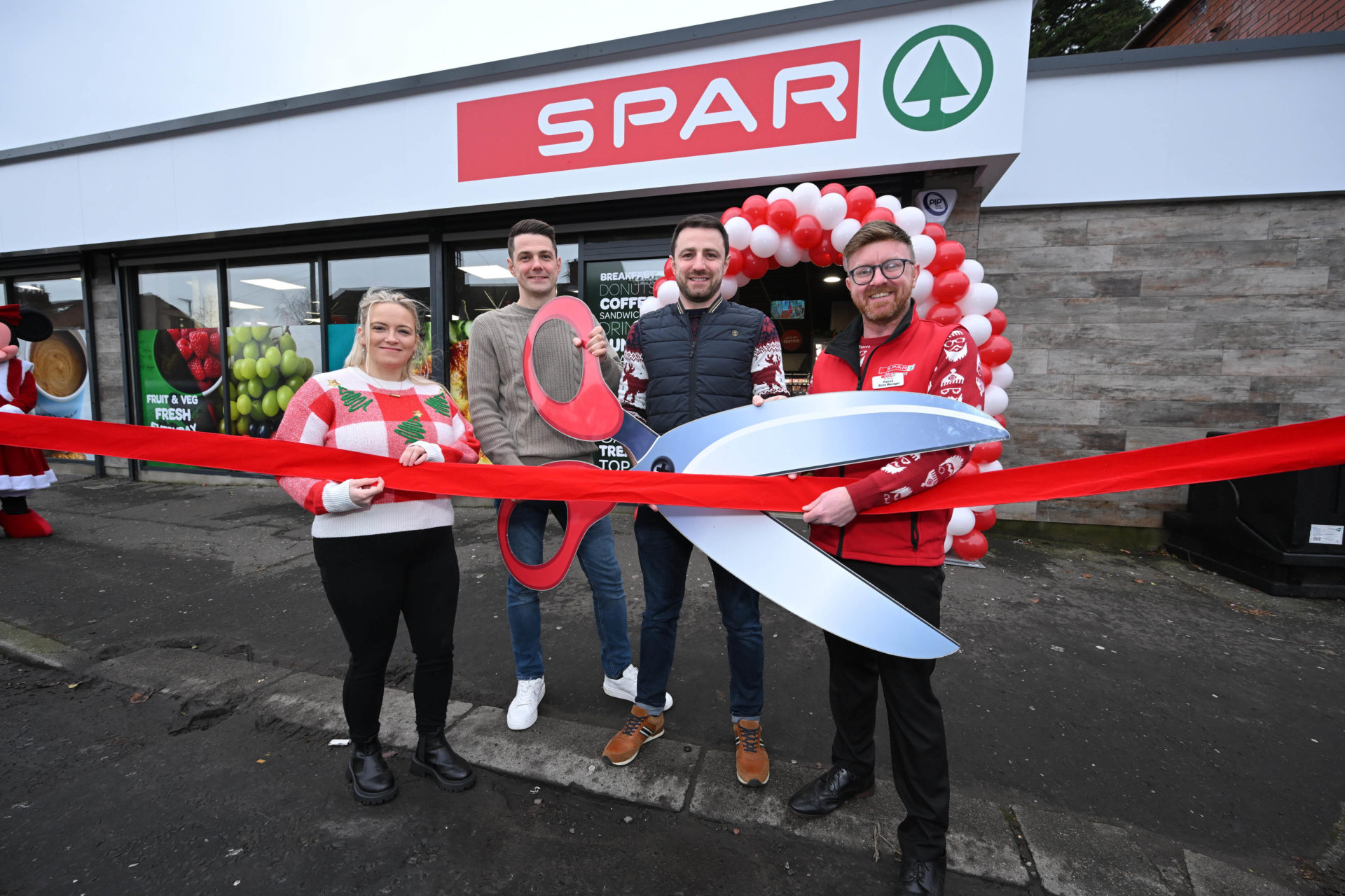 Over £400,000 invested into new Belfast SPAR store - Henderson Group